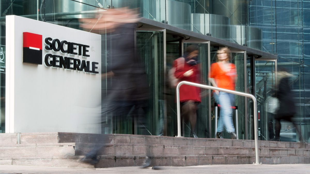 Finding the right mix: Innovation in financial services with Société ...