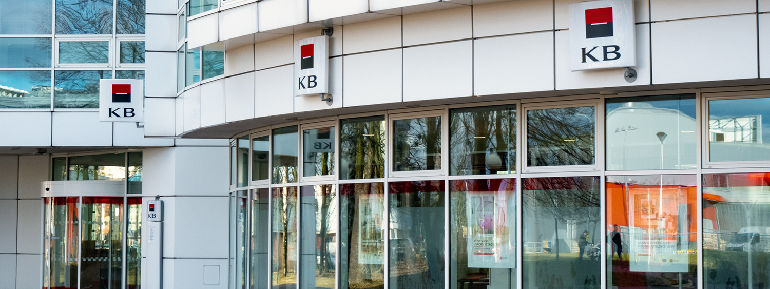 Komercni Banka's digital transformation: A paperless, omnichannel ...